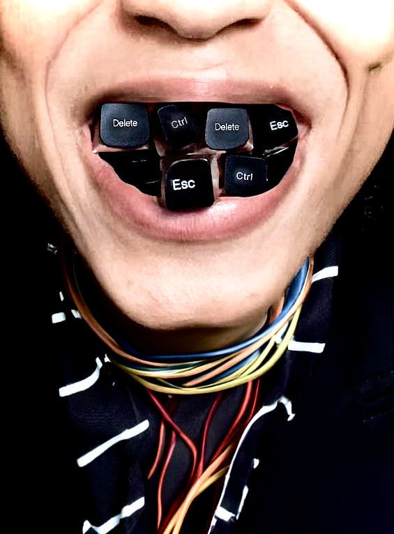 SMILE by Sarah Fils | Looking Glass Blocks